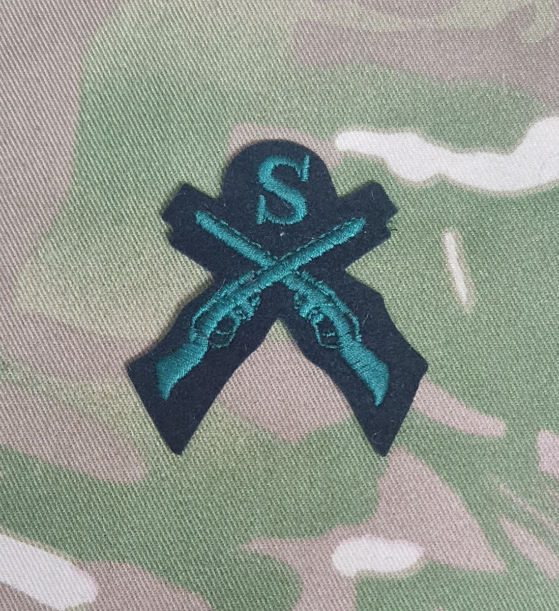 Sniper - No2 Dress Qualification Badge / Patch (Royal Irish / RIR / Ra ...