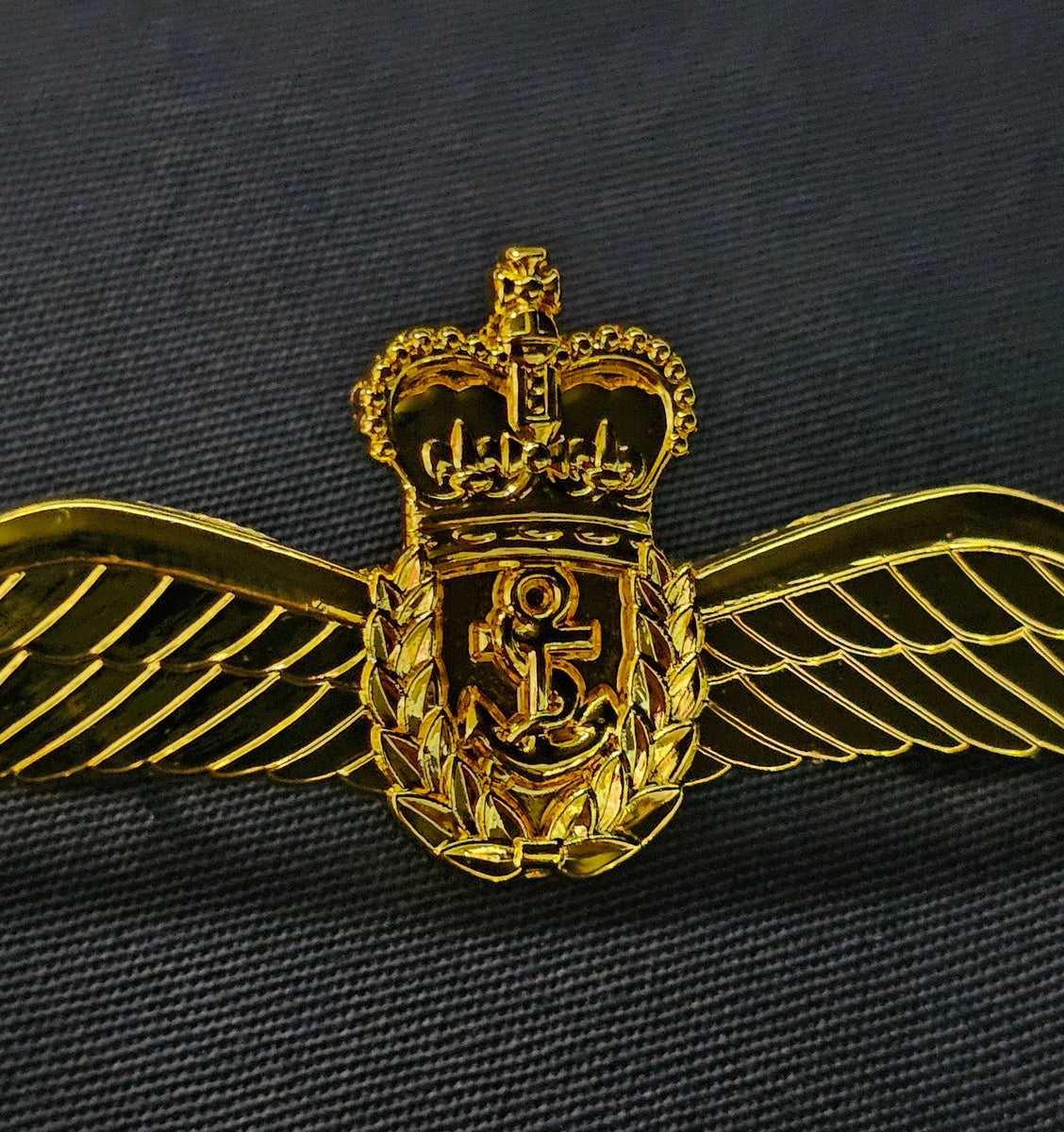 FAA / Fleet Air Arm / Royal Navy Pilots Wings Metal (Queens Crown / EI ...
