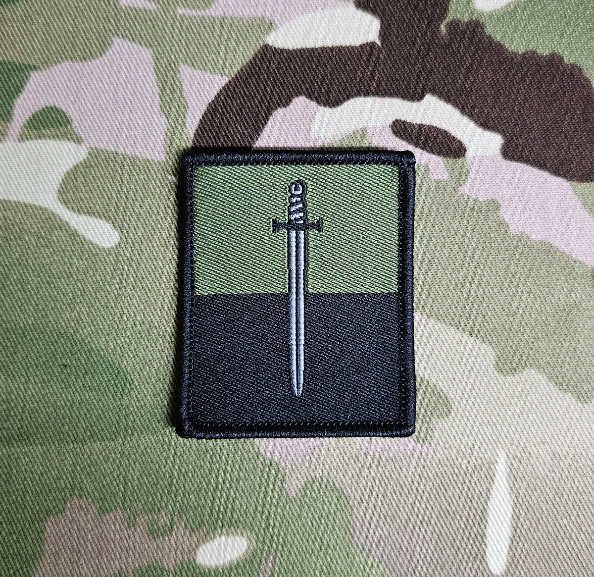 16 Signal Regiment / Formation Woven Badge (Subdued) – Badge Workshop